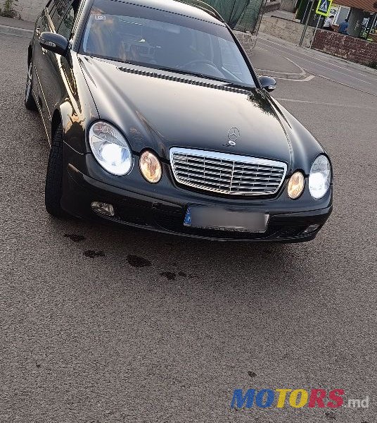 2003' Mercedes-Benz E-Class de vânzare. Călăraşi, Moldova